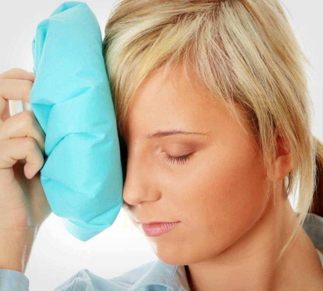 Lẹo mắt là gì? Bị nổi mụt lẹo ở mắt phải làm sao? • Hello Bacsi