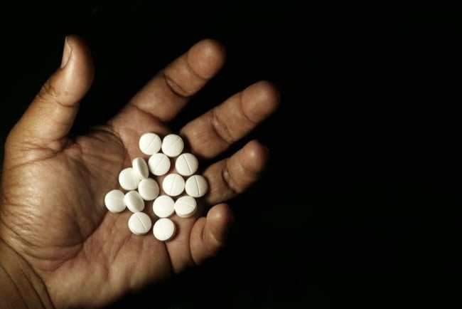 Eperisone 50mg là thuốc gì? Tác dụng & liều dùng • Hello Bacsi