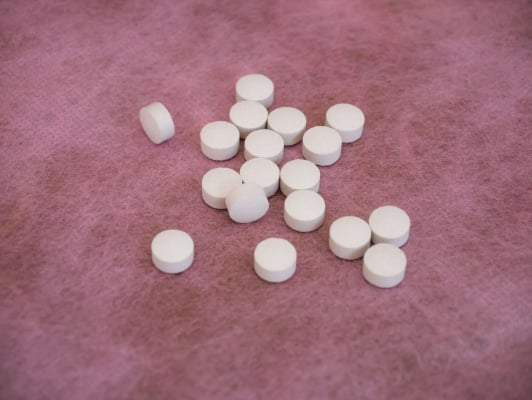 Lopril® là thuốc gì? Công dụng & liều dùng • Hello Bacsi