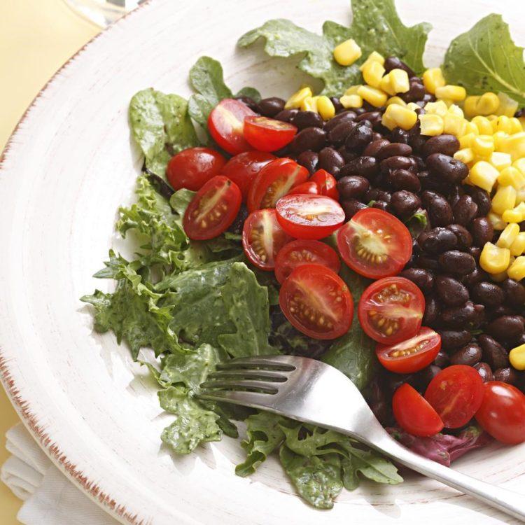 Mách nàng công sở cách làm salad ngon miệng lại đẹp mắt • Hello Bacsi