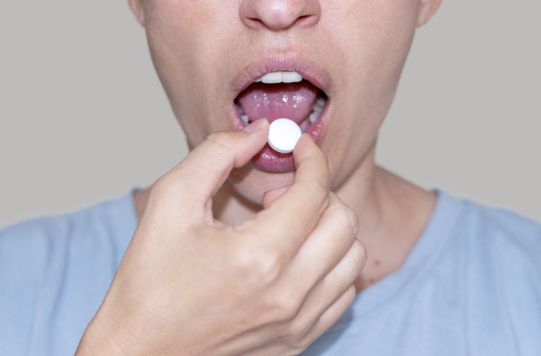 Viên ngậm tyrotab là gì? cách dùng như thế nào? • Hello Bacsi