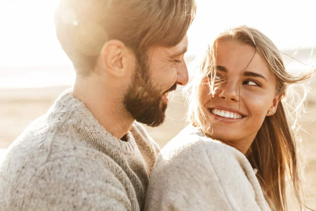Platonic love là gì? tình yêu thuần khiết liệu có tồn tại?
