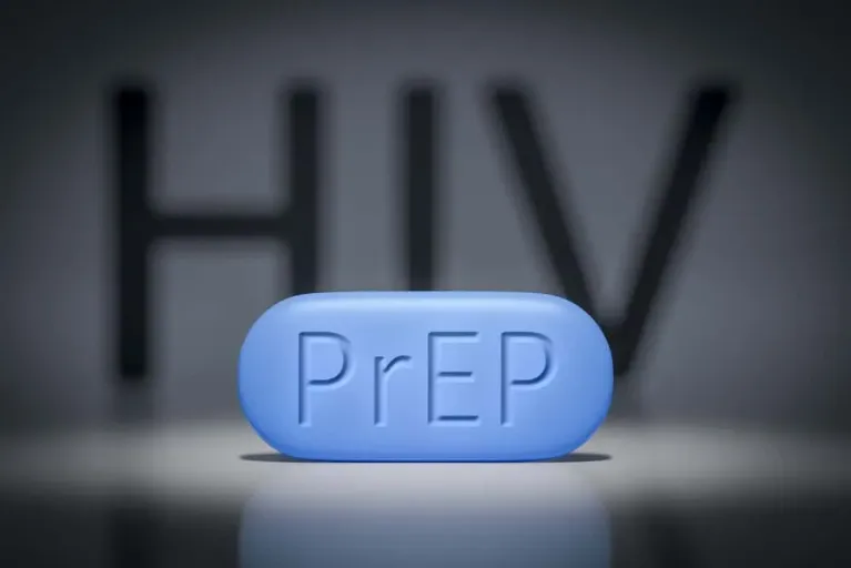 PrEP là gì? Công dụng, hiệu quả, cách sử dụng, chống chỉ định