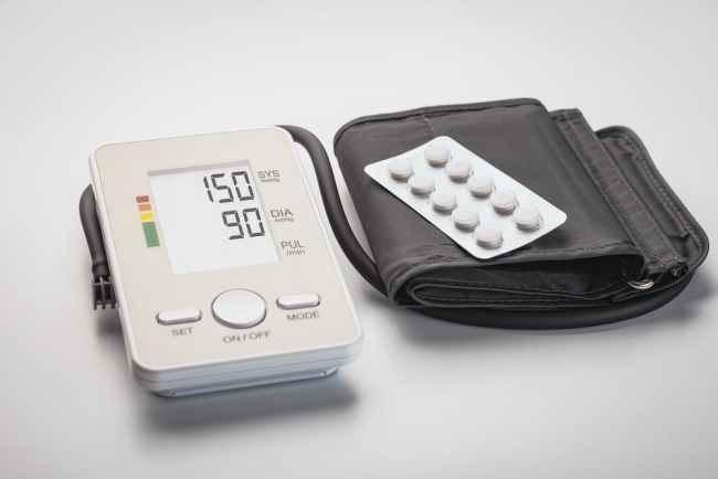 Huyết áp 150/100 mmHg có cao không và có nguy hiểm không?